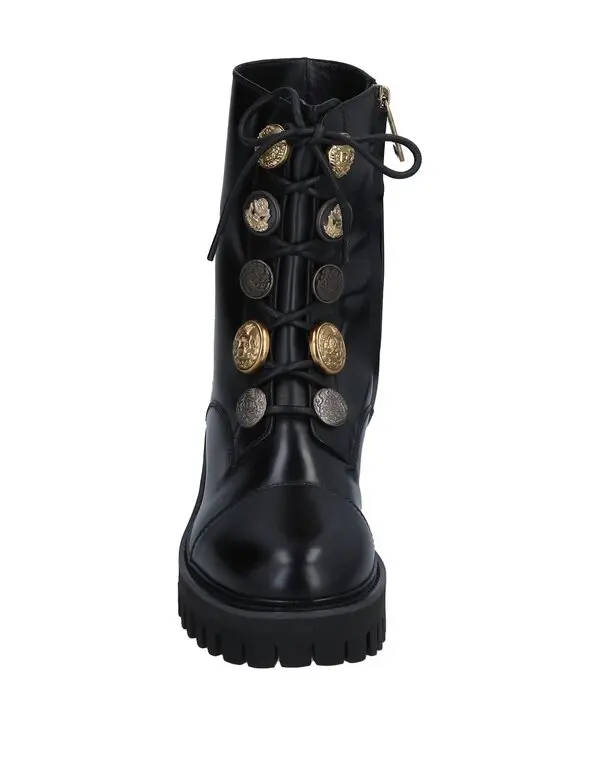 Dolce & Gabbana Solid Color Ankle Boots