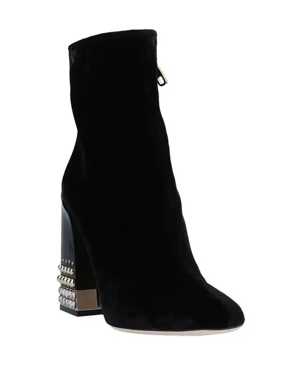 Dolce & Gabbana Solid Color Ankle Boots