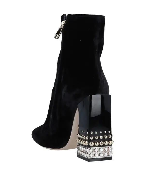 Dolce & Gabbana Solid Color Ankle Boots