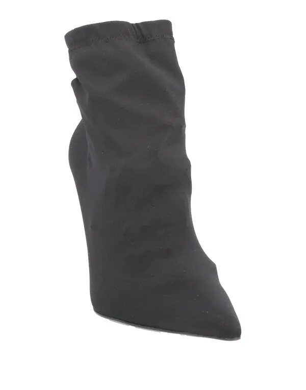 Dolce & Gabbana Solid Color Ankle Boots