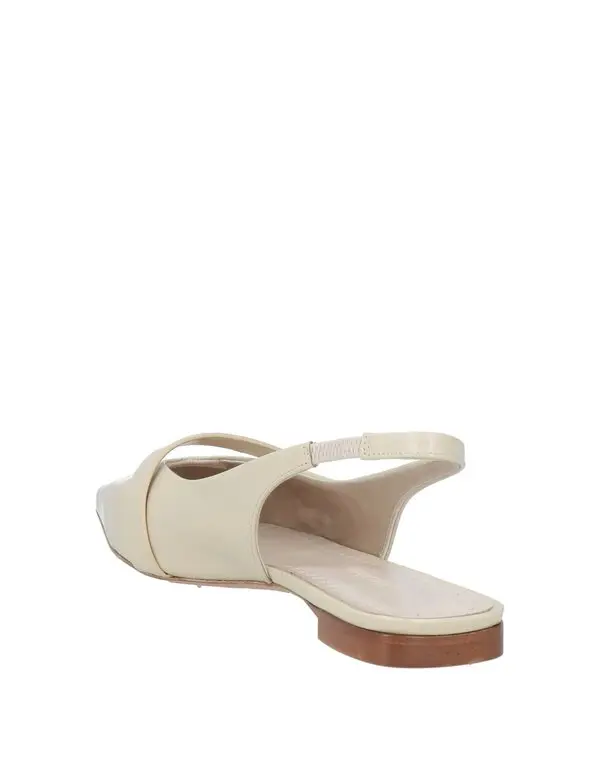 Max Mara Solid Color Flat Shoes
