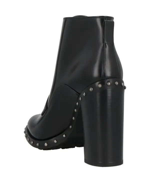Dolce & Gabbana Solid Color Ankle Boots