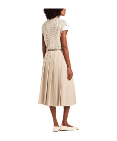 Brunello Cucinelli Minimalist Vneck Shortsleeve Knit Top