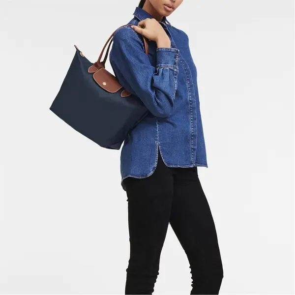 Longchamp Le Pliage Medium Tote