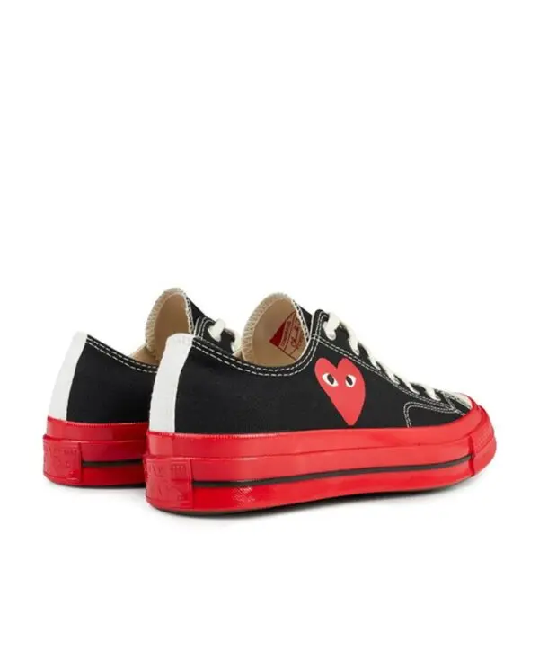 Play Comme Des Garcon Logo Low-top Sneakers - Red