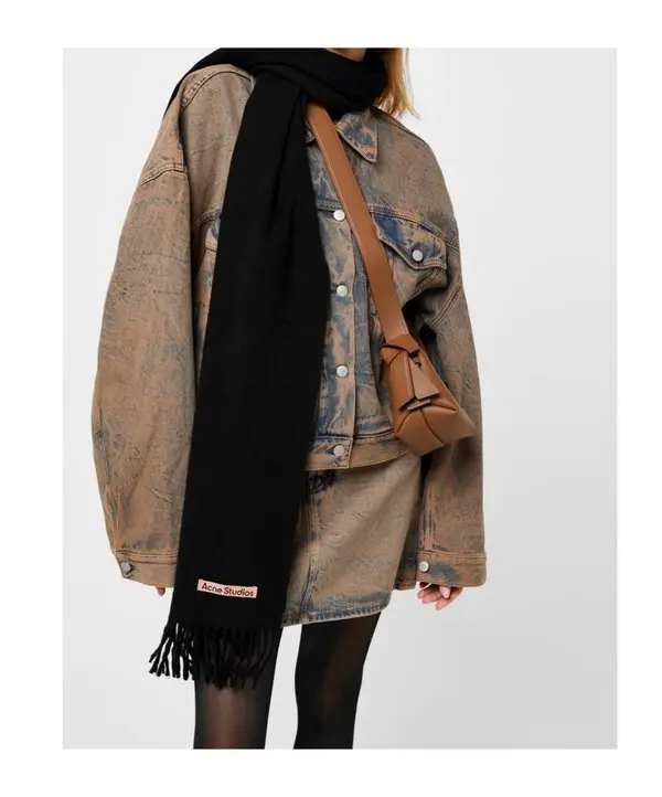 Acne Studios Fringed Trim Scarf - Black