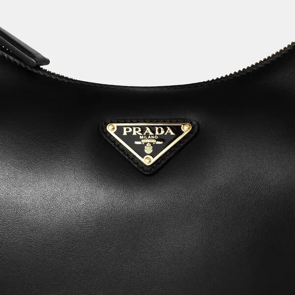 Prada Stylish Versatile Minimalist Shoulder Bag