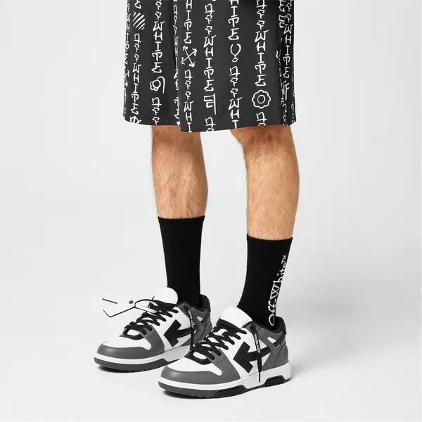 Off-White Round Toe Low-top Casual Shoes