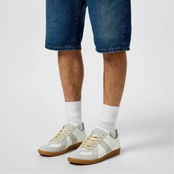 MAISON MARGIELA Low-top Sneakers With Logo Label And Stitching - White