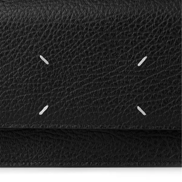 MAISON MARGIELA Logo Shoulder Bag - Black