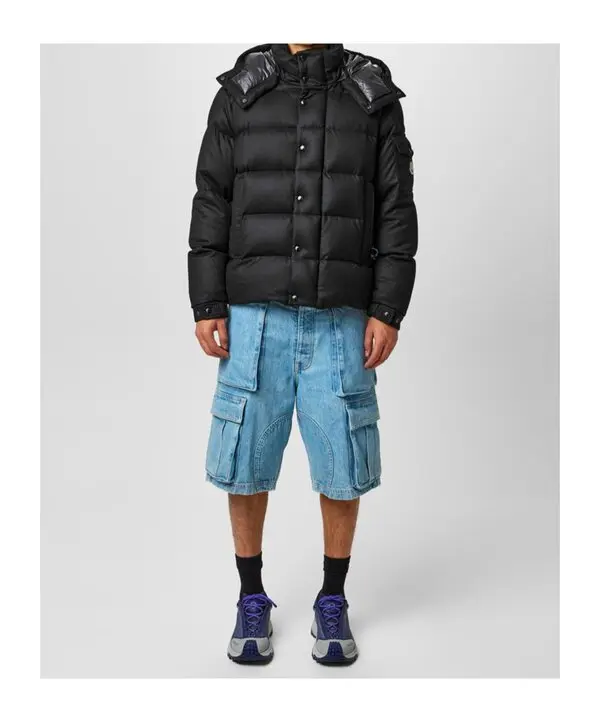 Moncler Vezere Long Sleeve Down Jacket With Hood - Black