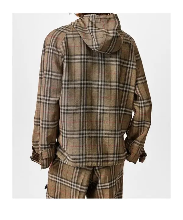 Burberry Checked Casual Half-zip Jacket - Brown