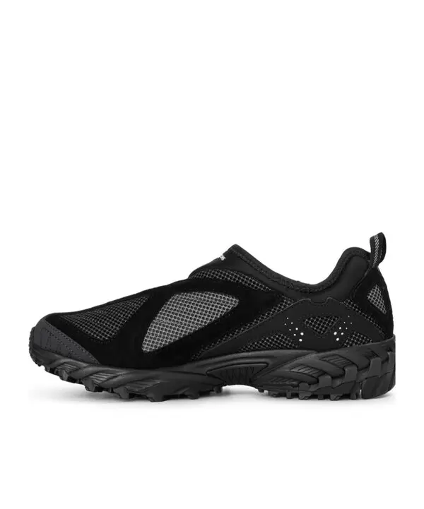 Comme Des Garçons Round Toe Sneakers