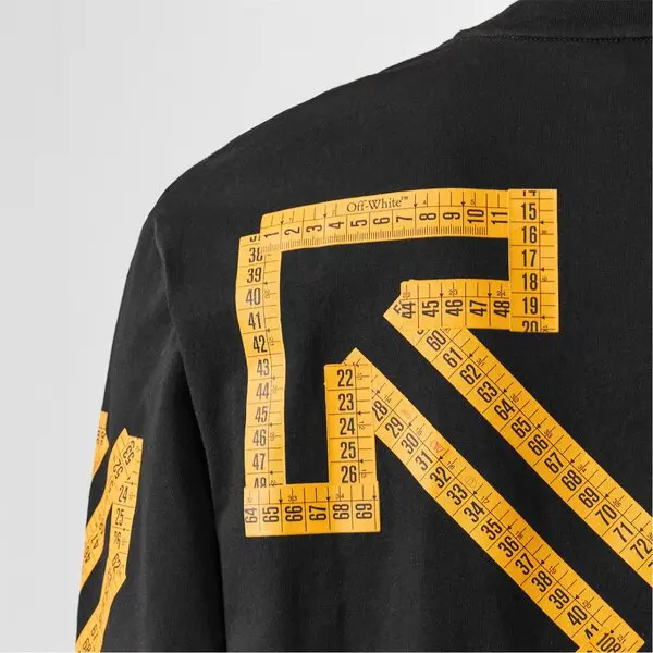 Off-White Long-sleeved T-shirt