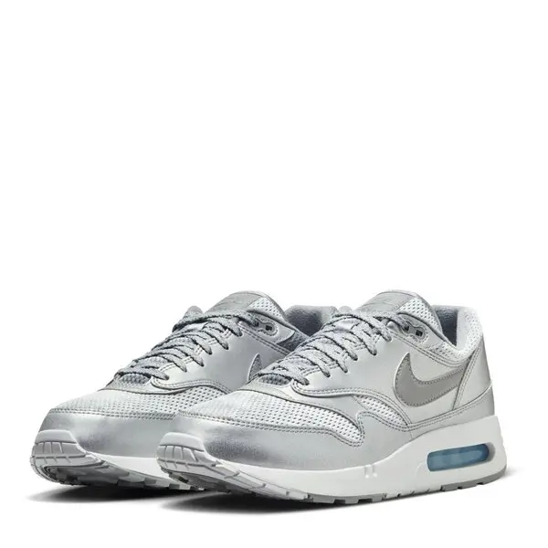 Nike Classic Versatile Sneakers