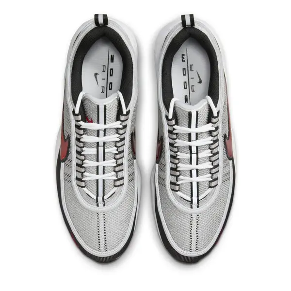 Nike Lightweight And Breathable Sports Shoes