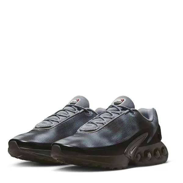 Nike Max Dn Low Top Sneakers - Black