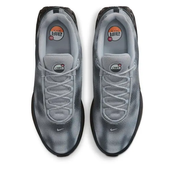 Nike Max Dn Low Top Sneakers - Black