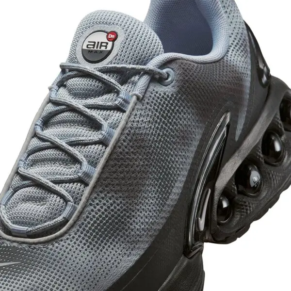 Nike Max Dn Low Top Sneakers - Black