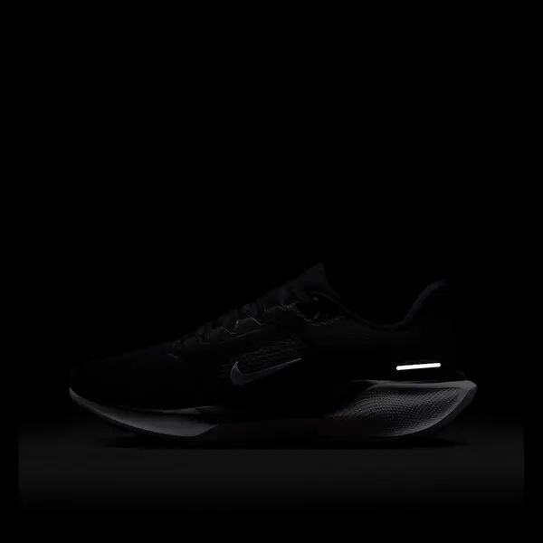 Nike Road Running Sneakers