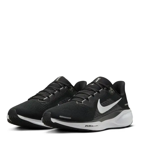 Nike Road Running Sneakers