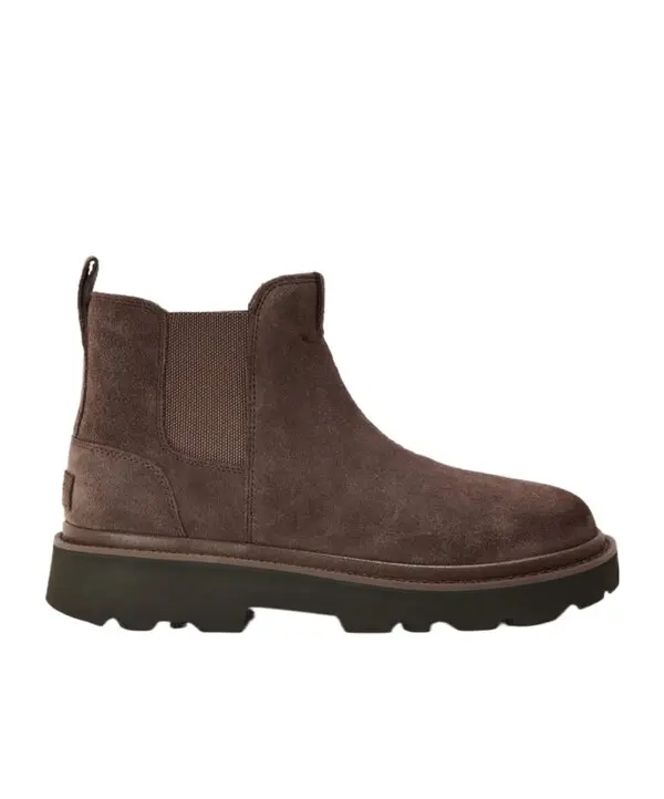 UGG Snug Boots