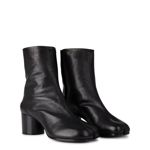 MAISON MARGIELA Tabi Ankle Boots