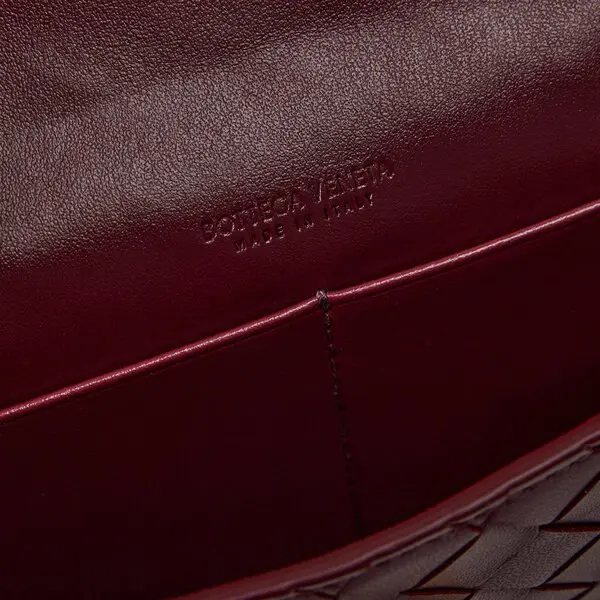Bottega Veneta Andiamo Slim Wallet On Chain