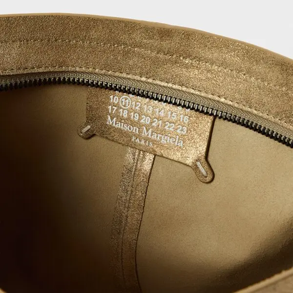 MAISON MARGIELA Zippered Shoulder Bag