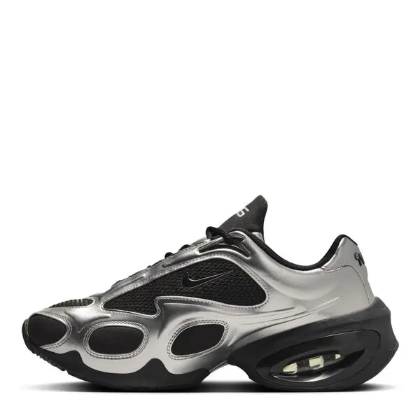 Nike Metallic Sneakers - Black