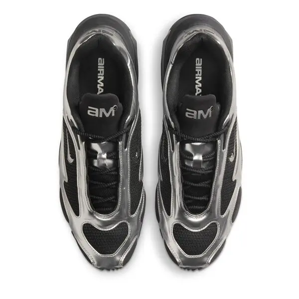Nike Metallic Sneakers - Black