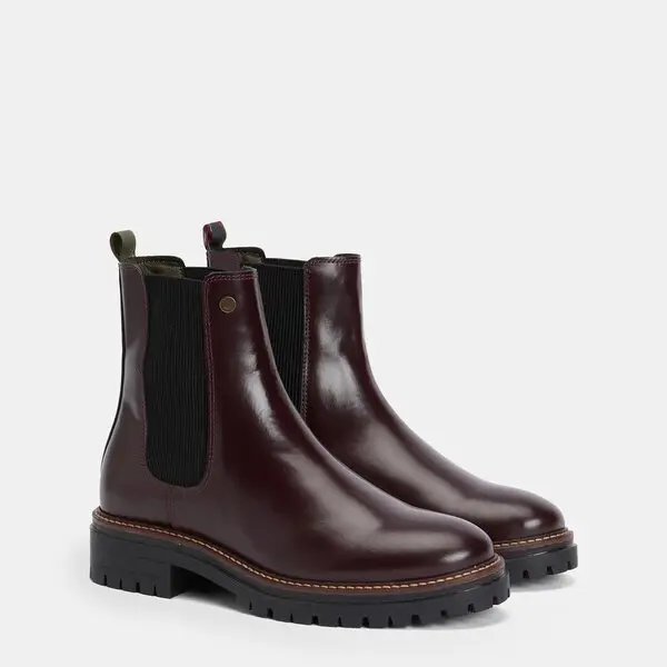 Barbour Solid Color Chelsea Boots
