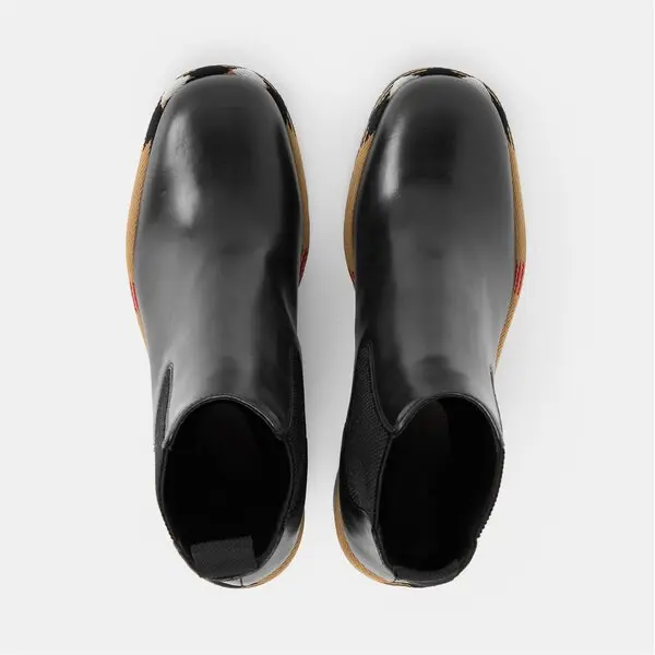 Burberry Burb Gravel Heeled Ankle Boot