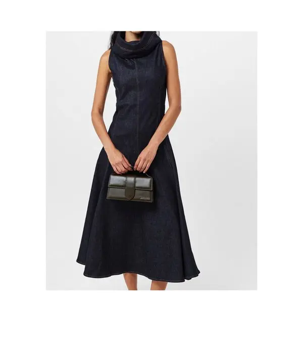 Jacquemus Genuine Cowhide Magnetic Closure Shoulder Bag