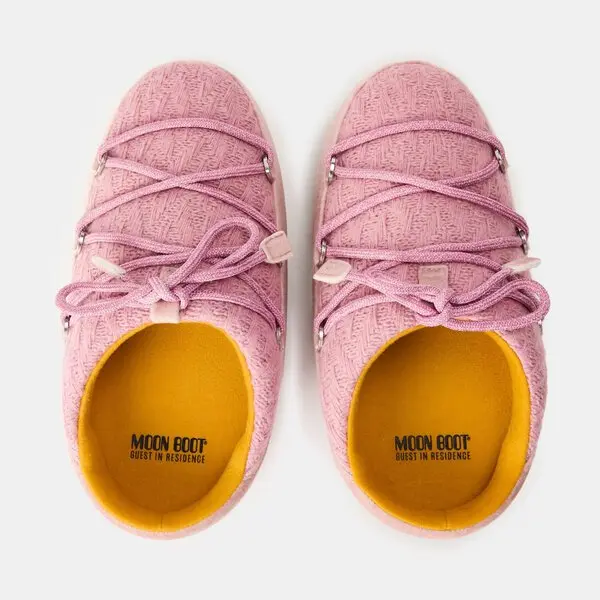 Moon Boot Lace-up Detail Slip-on Boots - Pink