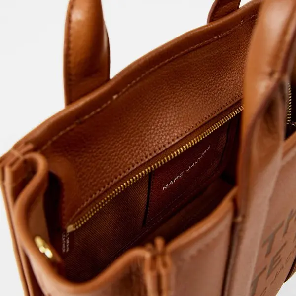 Marc Jacobs Stylish Small Leather Tote Bag