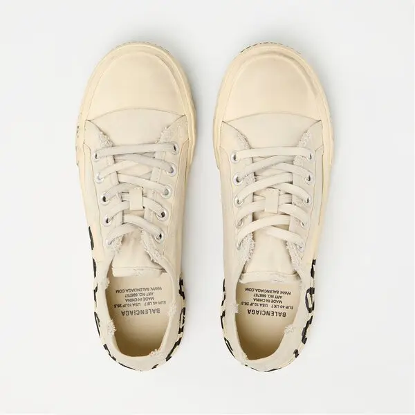 Balenciaga Low-top Sneakers