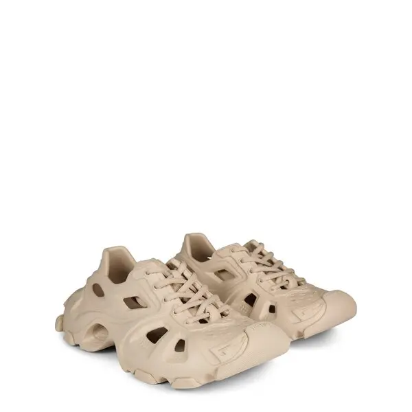 Balenciaga Solid Color Low Top Sneakers
