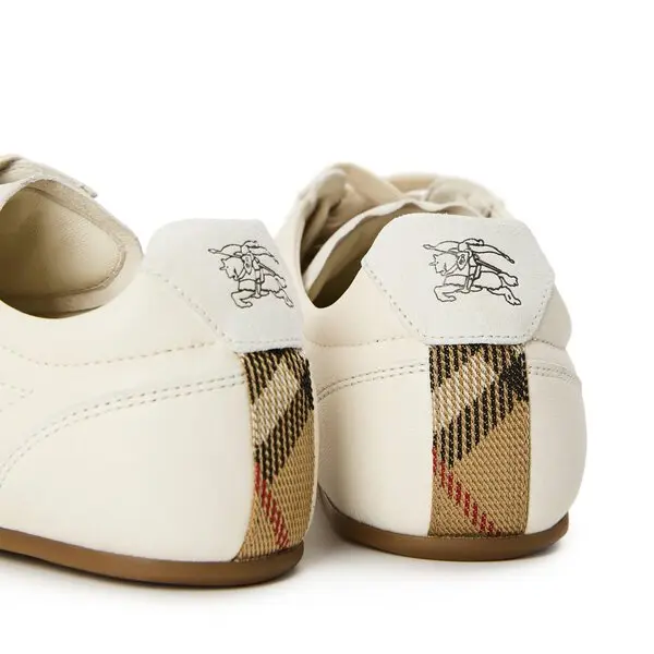 Burberry Knight Low-top Sneakers - White