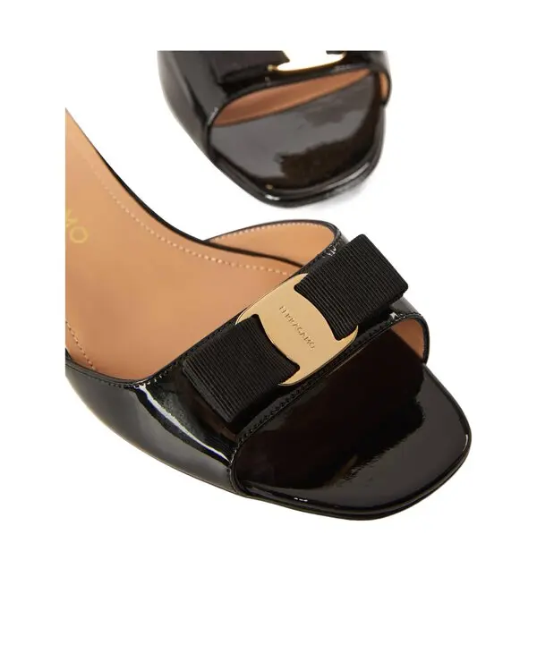 FERRAGAMO Versatile Minimalist High Heel Sandals