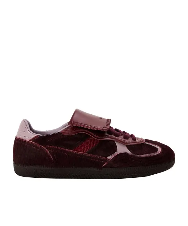 ALOHAS Round-toe Sneakers - Black