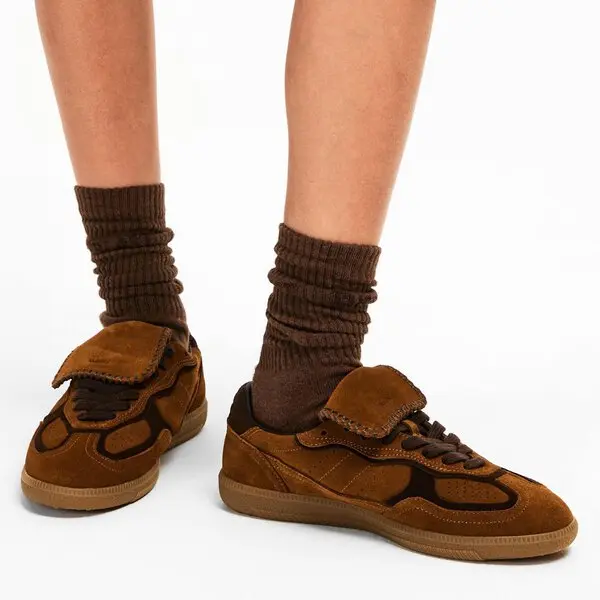 ALOHAS Low Top Sneakers