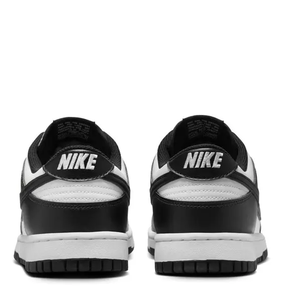 Nike Low Top Lace Up Sneakers - Black