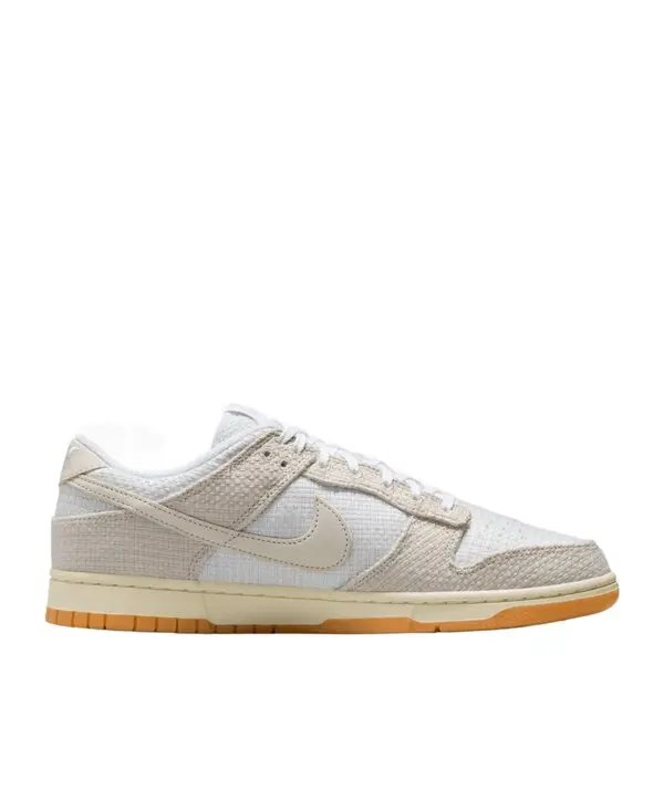 Nike Dunk Low Top Sneakers