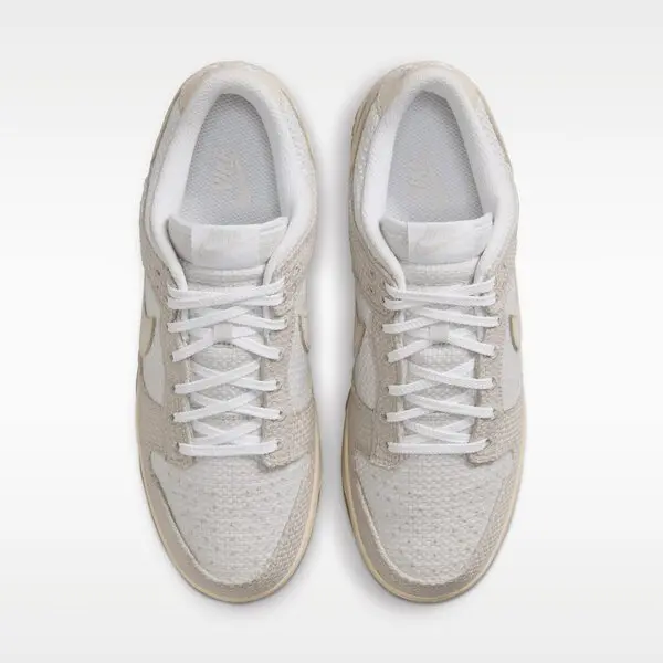 Nike Dunk Low Top Sneakers