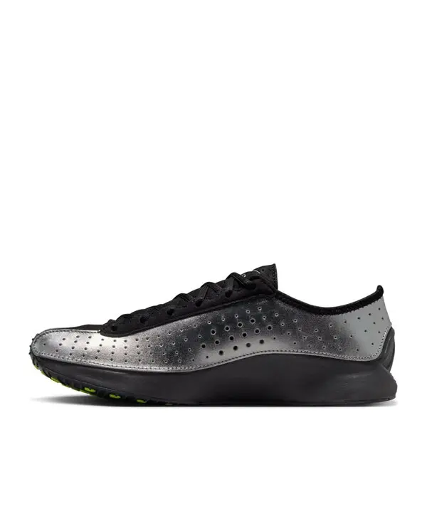 Nike Gradient Perforated Low-top Running Shoes