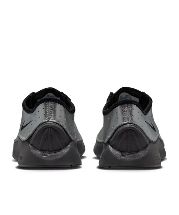 Nike Gradient Perforated Low-top Running Shoes