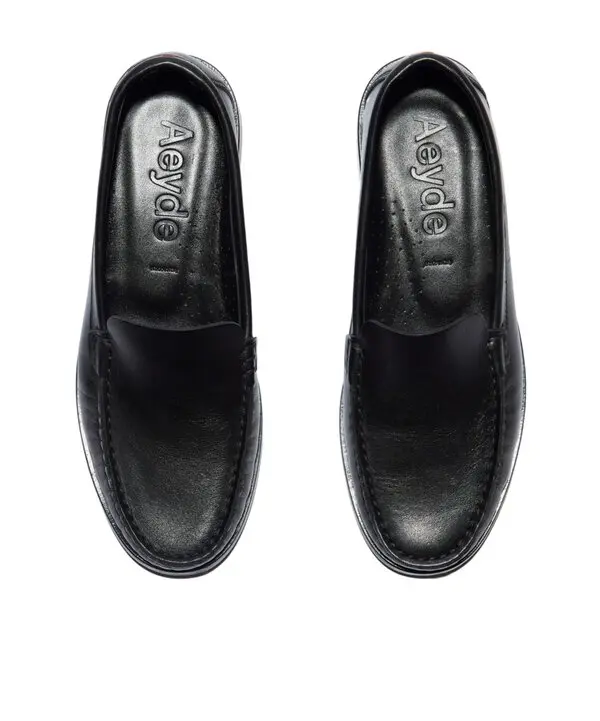 AeydĒ Glossy Slip-on Loafers