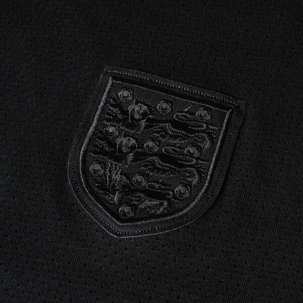 Off-White Short Sleeve Crewneck T-shirt With Embossed Motifs