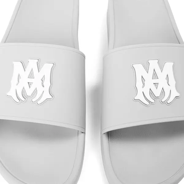 Amiri Ma Pool Slides